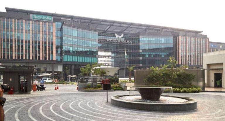 Aerocity Delhi Darshan agra sightseeing bus car cab tour hire rental